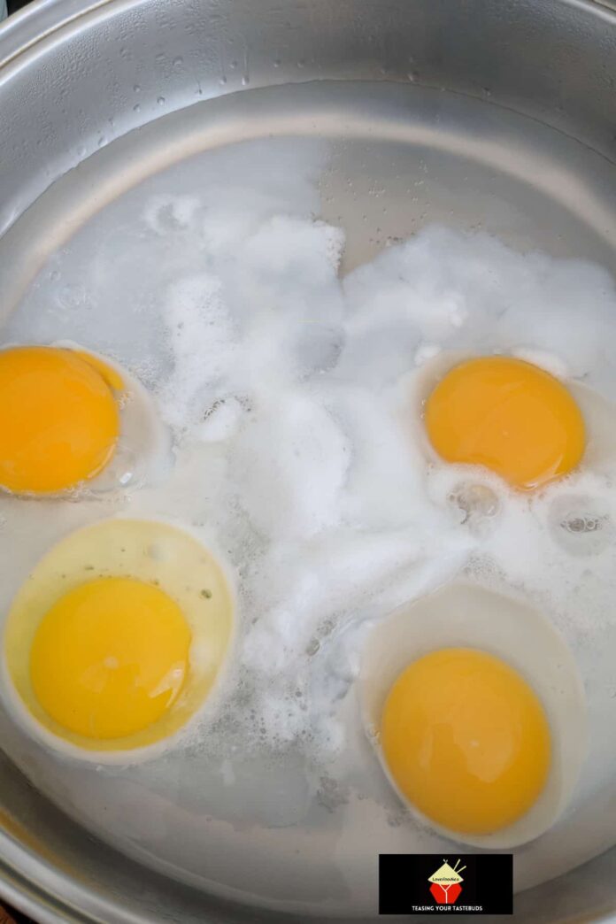 How to Make Perfect Poached Eggs | Lovefoodies