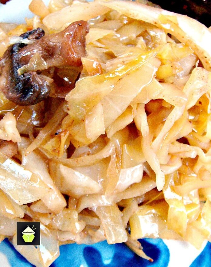Easy Garlic Cabbage | Lovefoodies