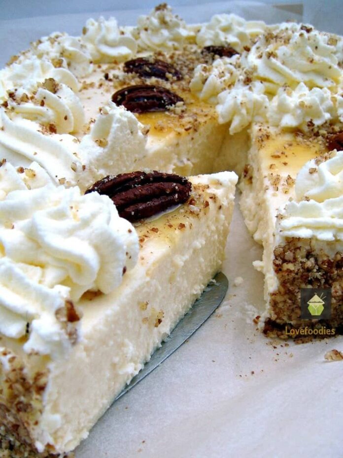 Fluffy Honey Cheesecake | Lovefoodies