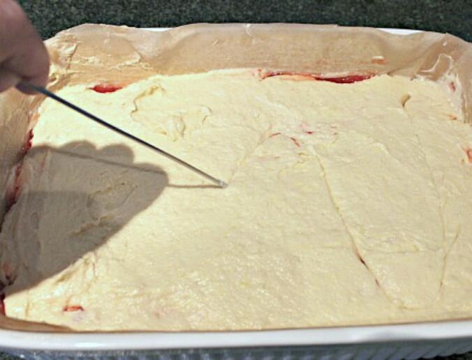 Lemon Drizzle Raspberry Ripple Cake | Lovefoodies