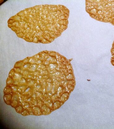 Cream Filled Brandy Snaps | Lovefoodies