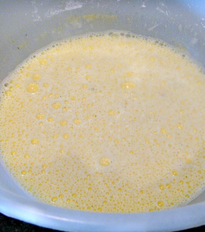 How To Make Home Made Custard | Lovefoodies