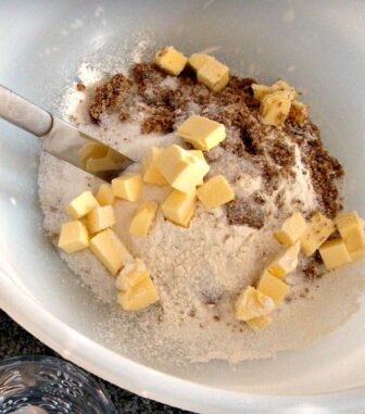 How To Make A Quick Basic Pie Crust, Shortcrust Pastry. | Lovefoodies