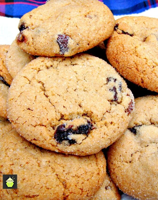Rum and Raisin Cookies | Lovefoodies