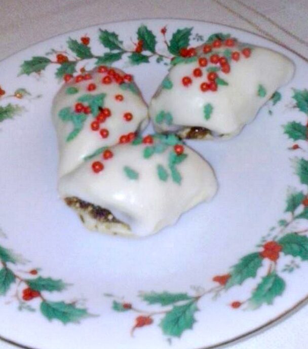 Cucciddati Christmas Cookies | Lovefoodies