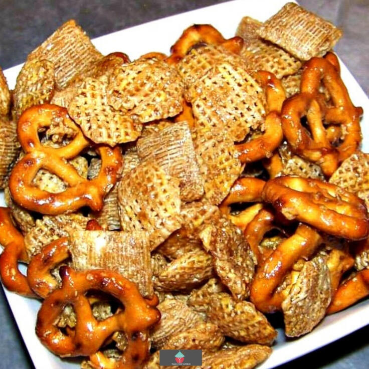 Easy Caramel Snack Mix | Lovefoodies