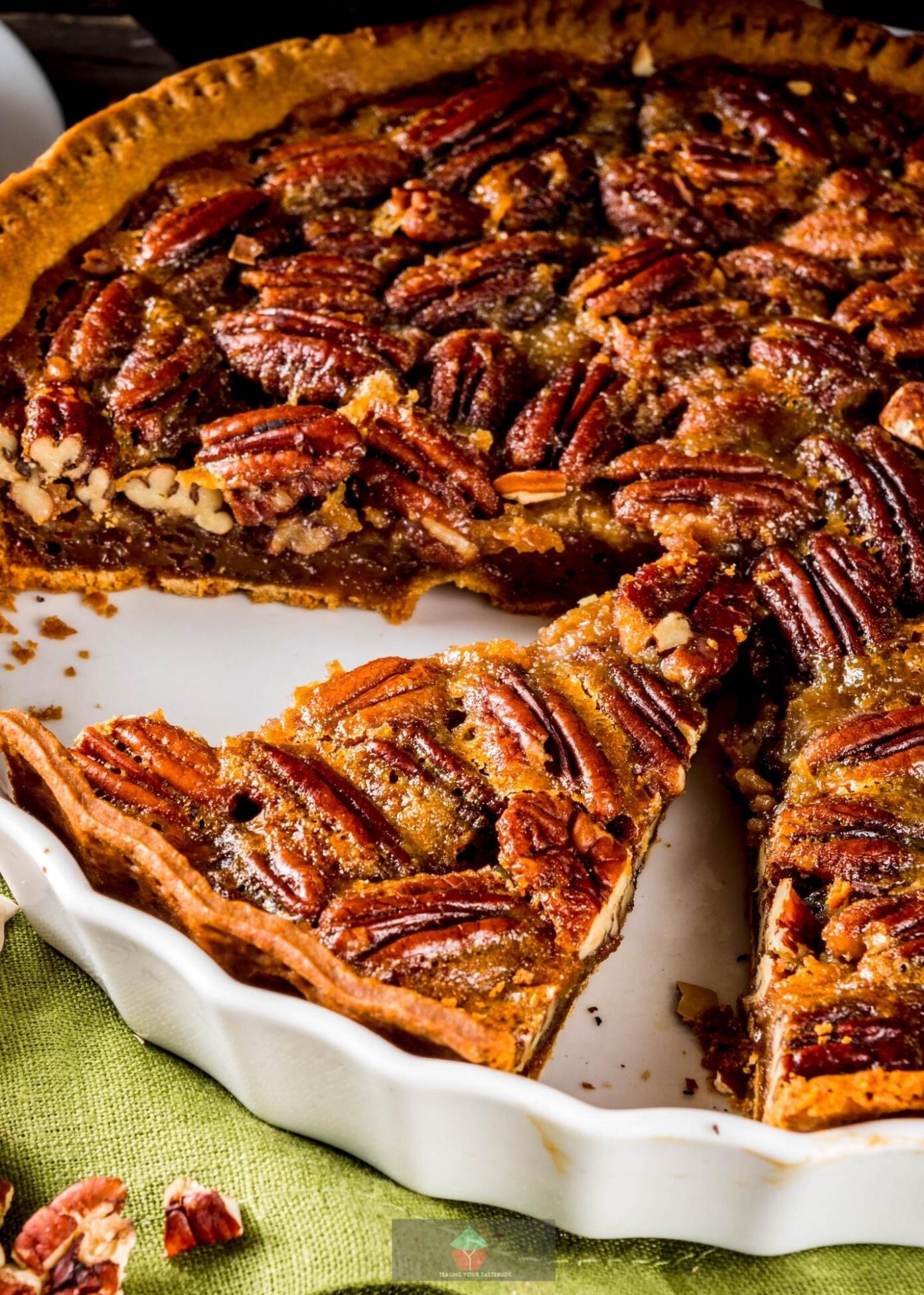 Easy Pecan Pie | Lovefoodies
