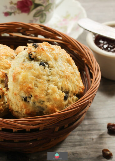 Classic Raisin Scones | Lovefoodies