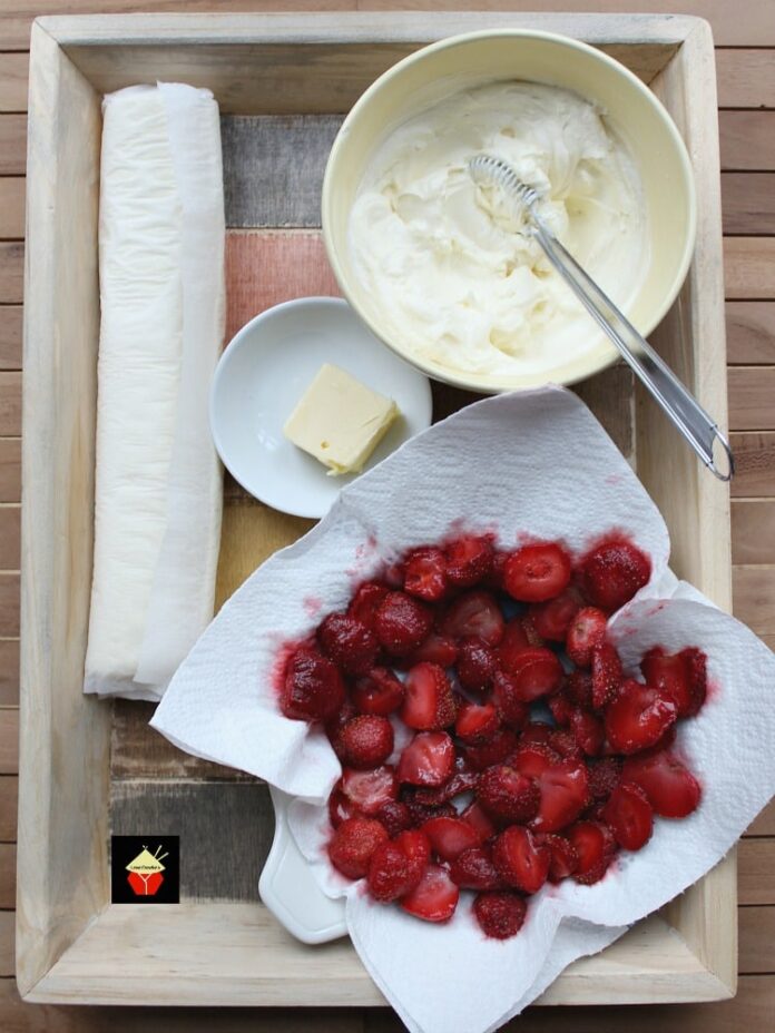 Strawberry Crescent Roll Cheesecake Bars | Lovefoodies