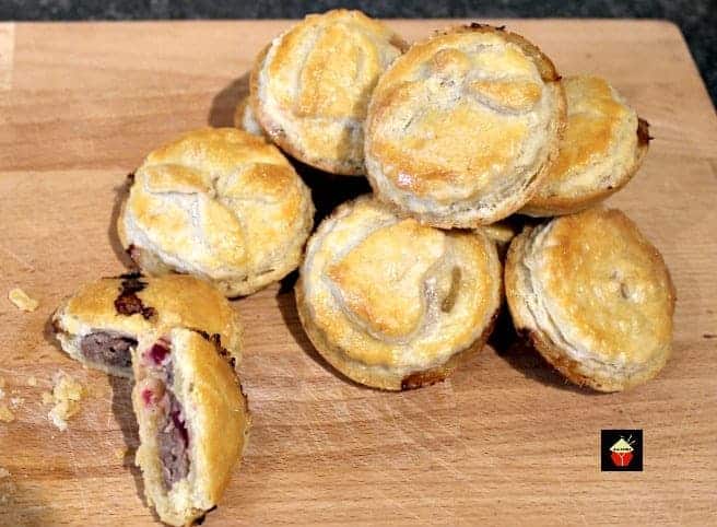 Homemade Mini Meat Pies have a delicious flaky pie crust, are simple ...