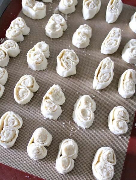 Easy French Palmier Cookies|Classic French Buttery Sweet Flaky Pastry ...