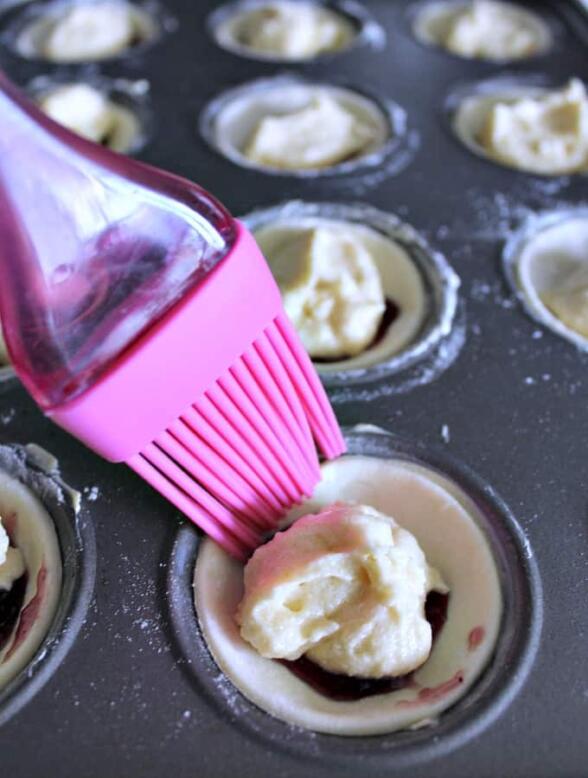 Mini Frangipane Tarts | Lovefoodies
