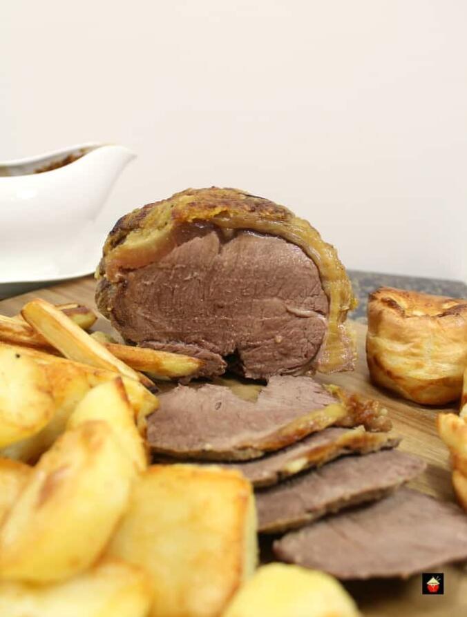 Roast Beef Dinner with cook times for rare, medium and well done.