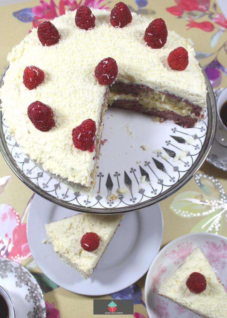 Raspberry and Vanilla Marble Cake | Lovefoodies