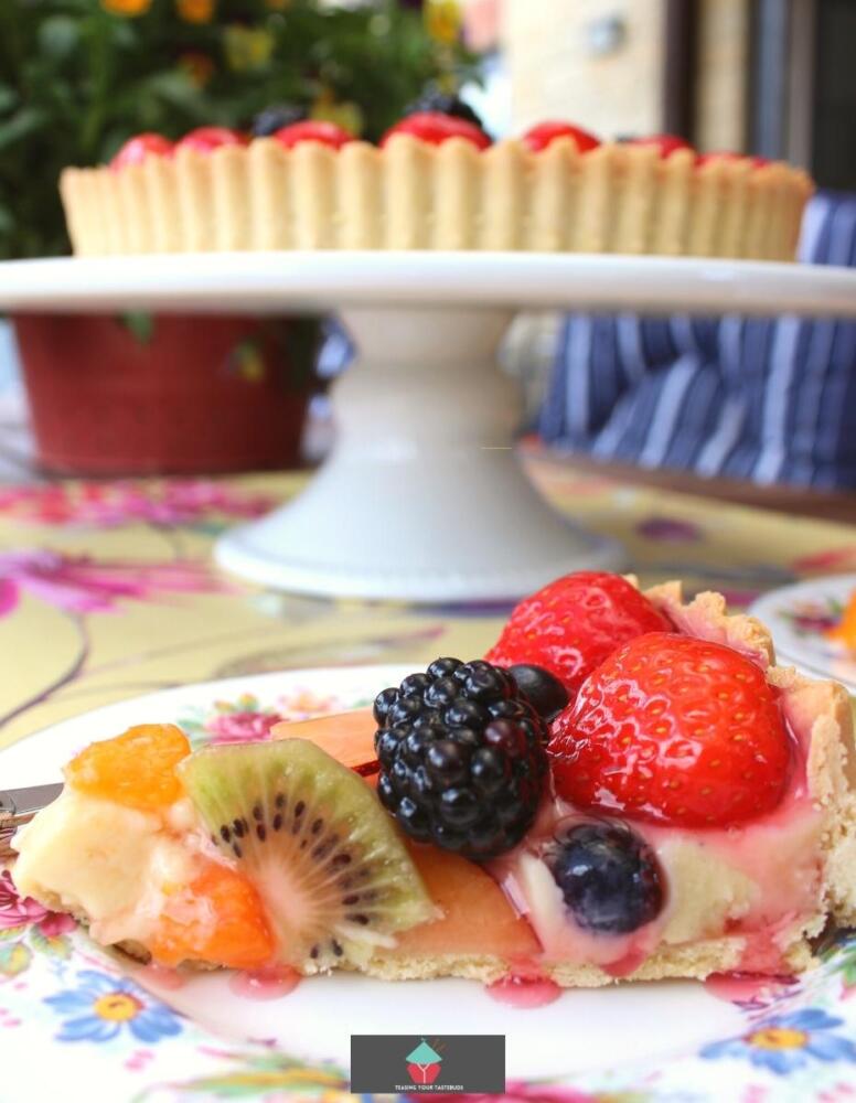 French Fruit Tart With Pastry Cream | Lovefoodies