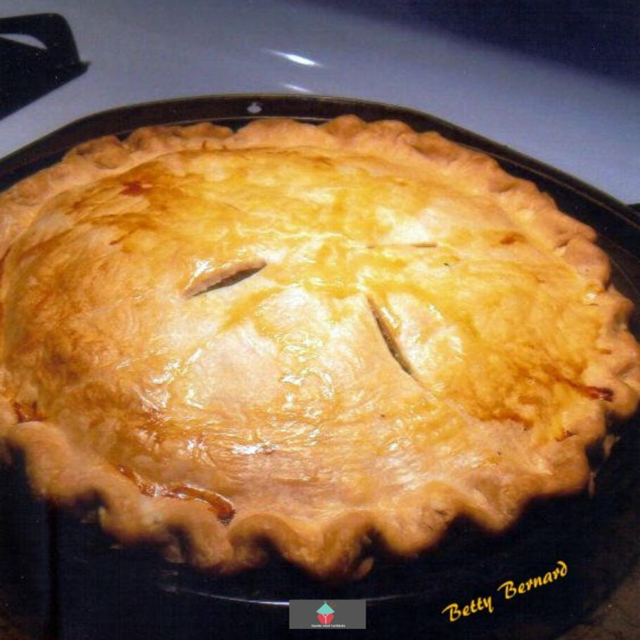 Mom's Homemade Beef and Potato Pie | Lovefoodies