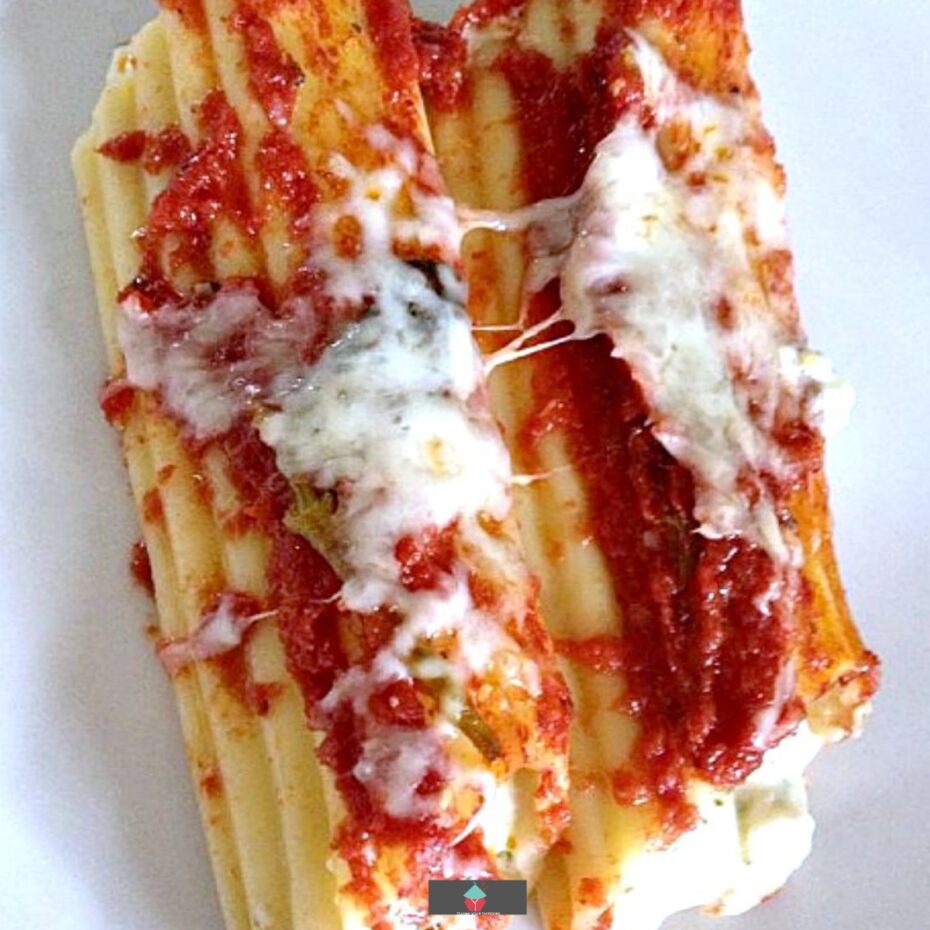 Three Cheese Stuffed Manicotti | Lovefoodies